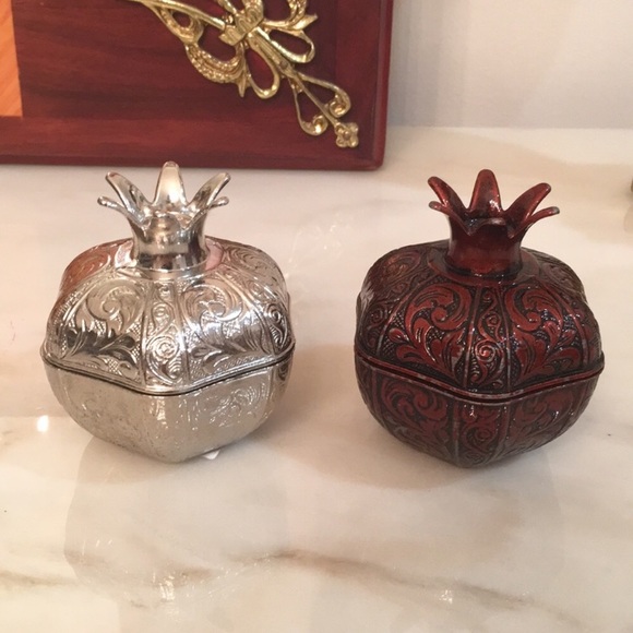 Accents | Adorable Pomegranate Box | Poshmark